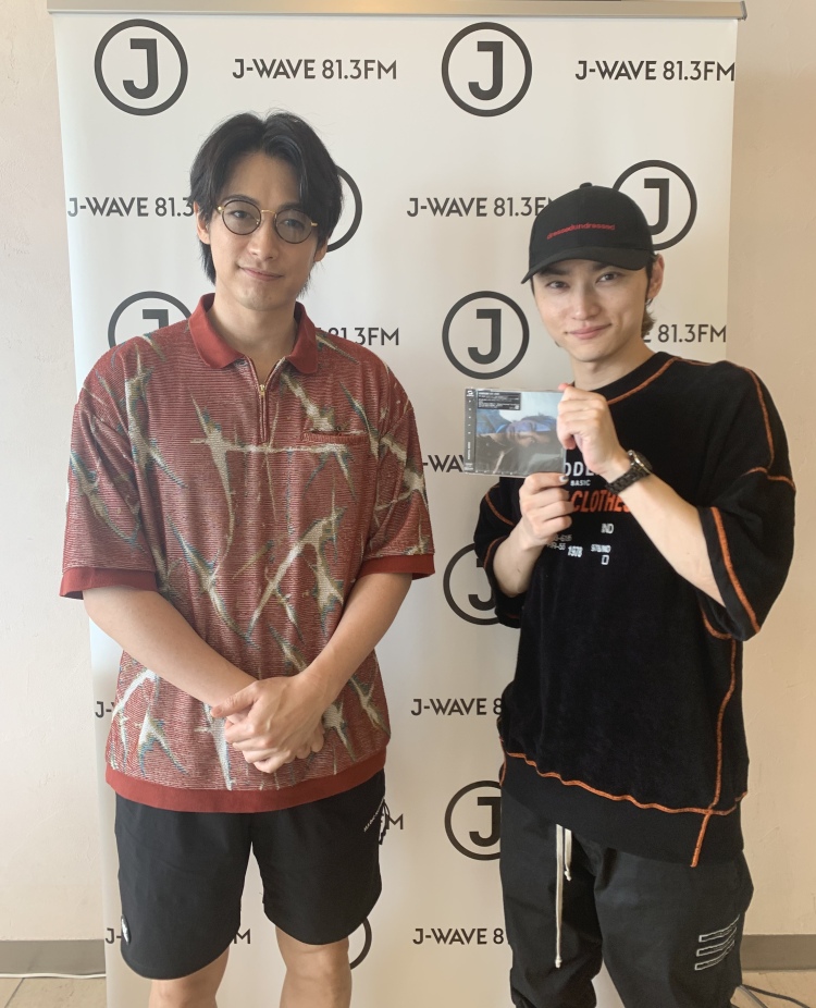 ARCHIVE | J-WAVE DIVE TO THE NEW WORLD : J-WAVE 81.3 FM