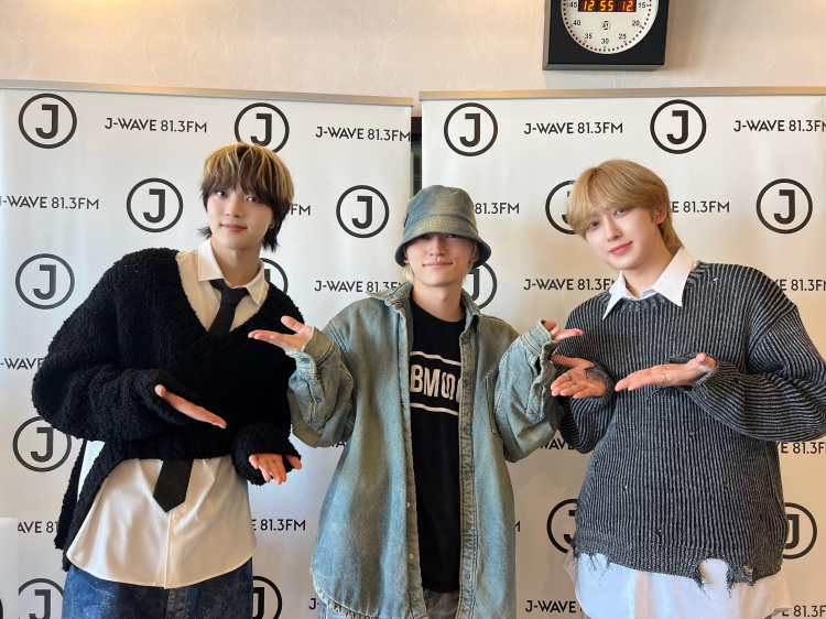 ARCHIVE | J-WAVE DIVE TO THE NEW WORLD : J-WAVE 81.3 FM