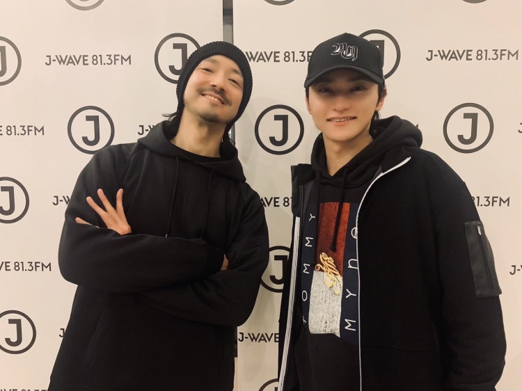 INFORMATION | DIVE TO THE NEW WORLD : J-WAVE 81.3 FM