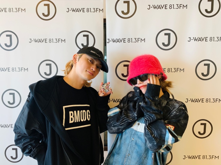 INFORMATION | DIVE TO THE NEW WORLD : J-WAVE 81.3 FM