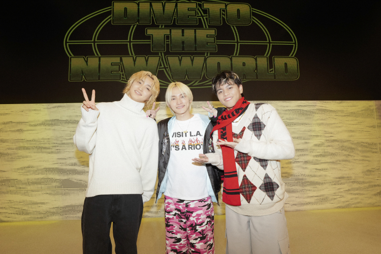 INFORMATION | DIVE TO THE NEW WORLD : J-WAVE 81.3 FM